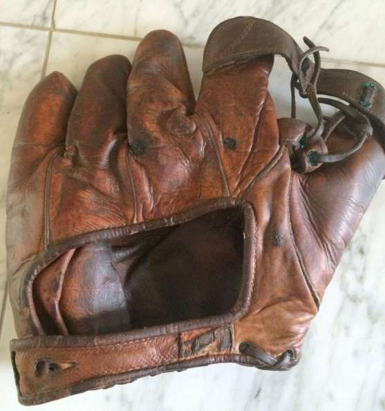 Babe Ruth Spalding Adjustable Web Back | Babe Ruth Gloves | Baseball ...
