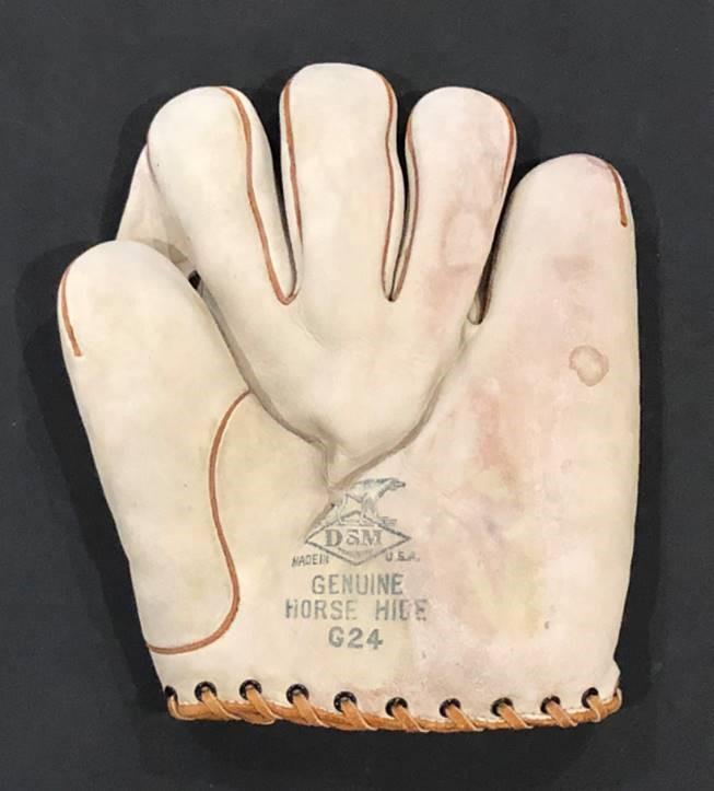 Baseball Glove Collector Gallery | Baseball Glove Collector
