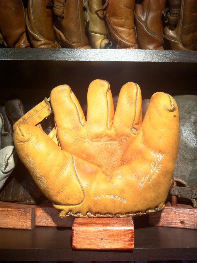 Elmer Riddle Goldsmith DW Front | Goldsmith | Baseball Glove Collector ...