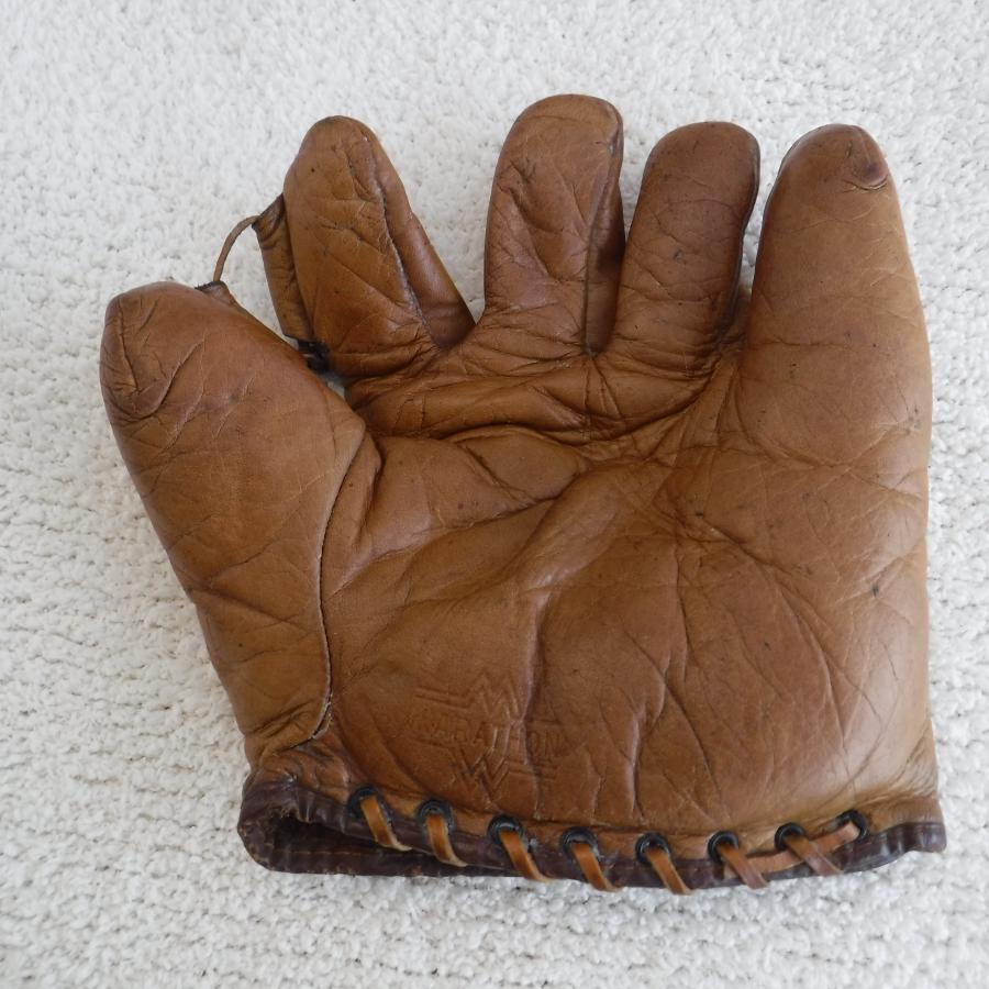 Charlie Root Jr. Marathon 4200 Front | Marathon | Baseball Glove ...