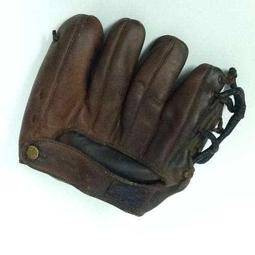 Red Rolfe Rawlings RR Back | Rawlings | Baseball Glove Collector ...