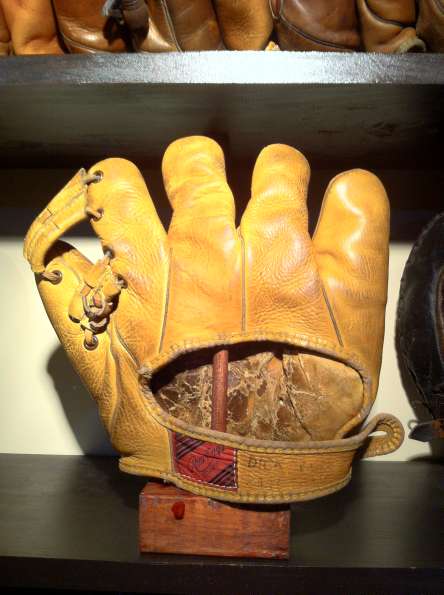 William Watson Watty Clark Rawlings G37 Back | Rawlings | Baseball ...